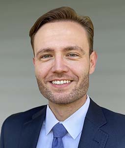 Thomas Walker | A to Z listing of Faculty | Faculty | College of Business | DePaul University ...